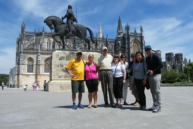 Tour to Fátima - Batalha Monastery - Nazaré and Óbidos - Discovering the UNESCO-listed Batalha Monastery