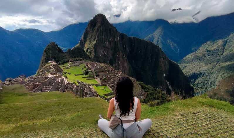 Tour to Machupicchu and Rainbow Mountain - Key Points