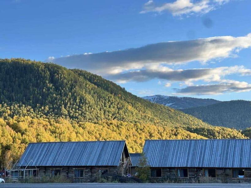 Tour to the Altai's Heavenly Land:Switzerland of the East - The Beauty of Kanas Lake and Baihaba