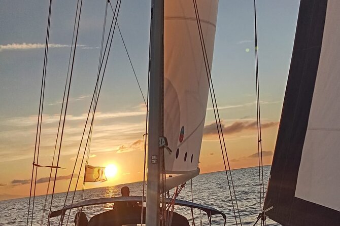 Tour to the Islands of the La Maddalena Archipelago by Sailing Boat - Key Points