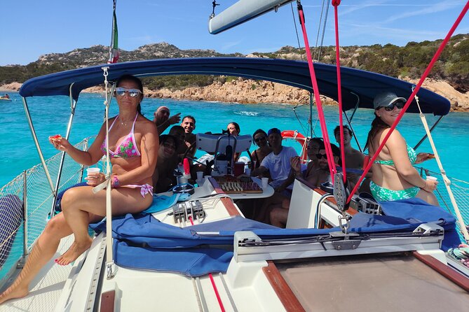 Tour to the Islands of the La Maddalena Archipelago by Sailing Boat - Meeting and Participation Details