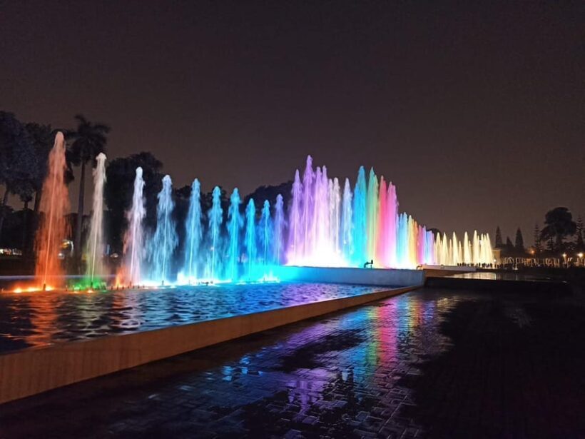 Tour to the magical water circuit with dinner and dance show - Key Points