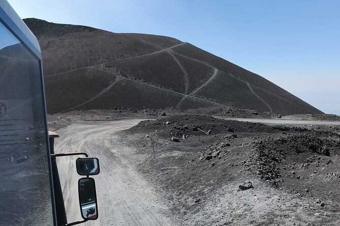Tour to the Summit Craters of Etna 2920 Meters With Cable Car and Jeep - Understanding Volcanic Phenomena: Educational Insights