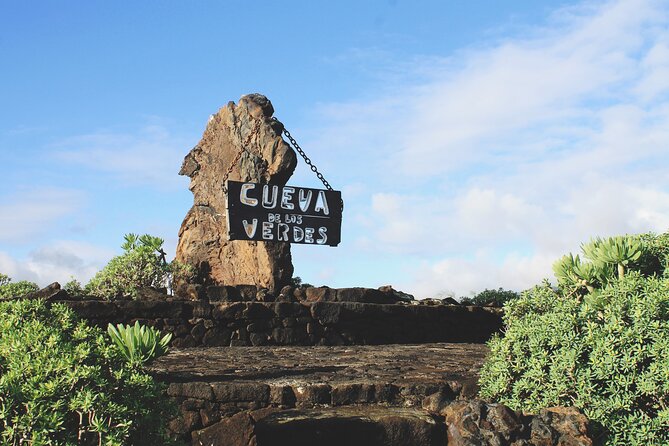 Tour to Timanfaya, Jameos del Agua, Cueva de los Verdes and viewpoint from the cliff - Authenticity, Value, and Overall Experience