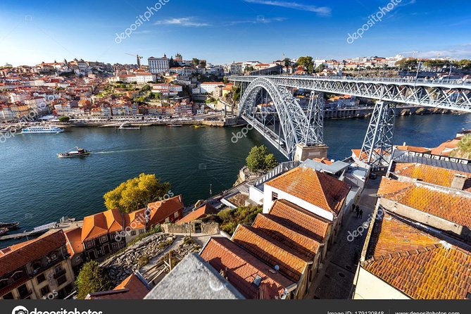 Tour / Transfer Lisbon Porto or Porto Lisbon - FAQs