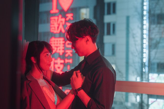 Tour With Pro Tokyo Photographer and Take Edgy Unique Portraits - Receiving High-Resolution Edited Photos