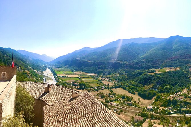 Tour With the Mountain Train, Trek to Mystic Forest and Castle - Itinerary and Schedule