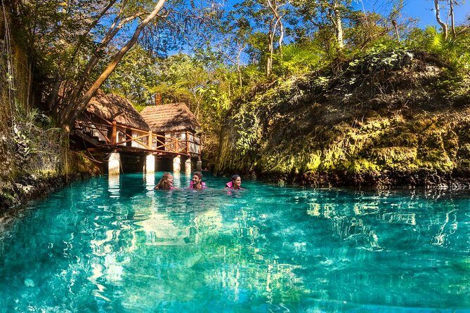 Tour Xcaret All inclusive from Cancun (Transportation included) - Who Should Consider This Tour?