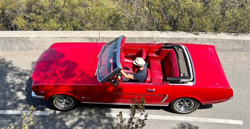 Tourist tour on French Riviera in a Ford Mustang convertible - Introduction: A Stylish Spin Through the French Riviera