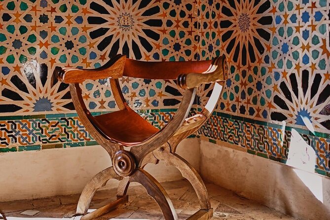 Tours Alhambra Tickets With Guide - Tour Details and Features