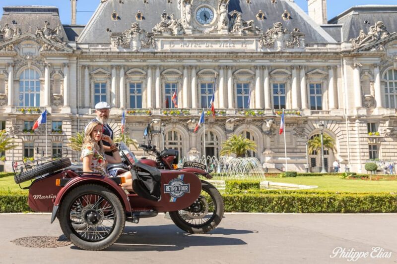 Tours: All of Loirevalley in a sidecar - The Wine Tasting and Local Flavors