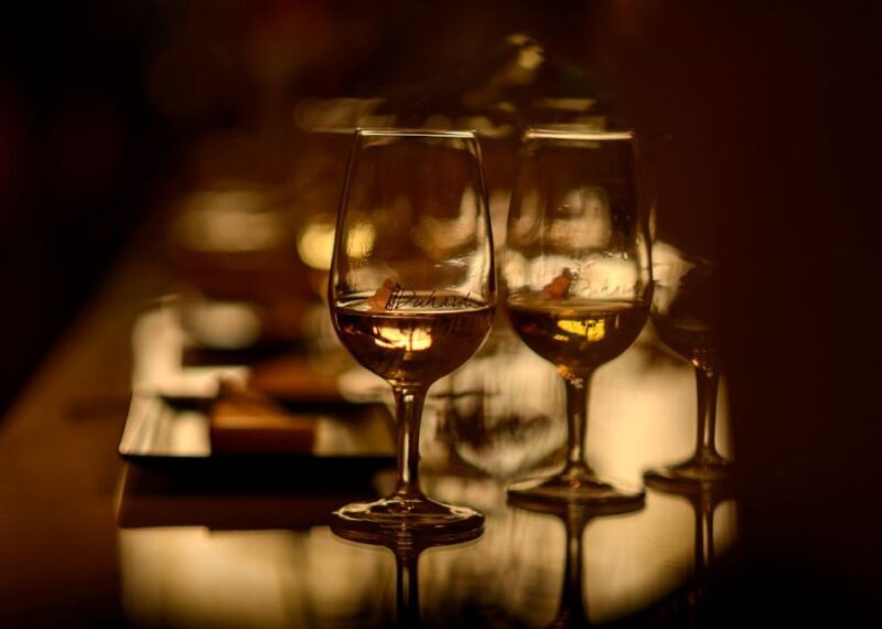 Tours/Amboise: Chambord, Chenonceau Day Trip & Wine Tasting - Authentic Insights from Reviews