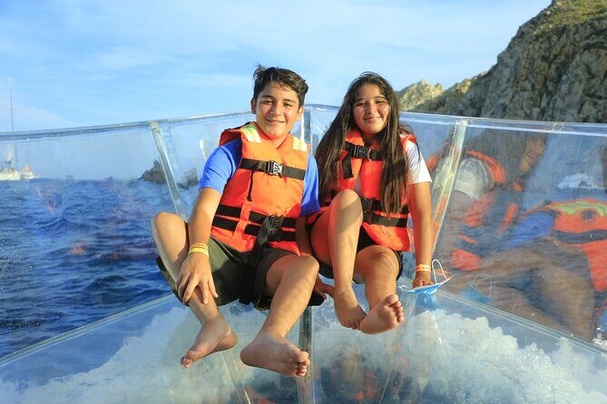 Tours in Cabo, Paseo al Arco and Fin de la Tierra in the only Clear Boat - Who Should Consider This Tour?