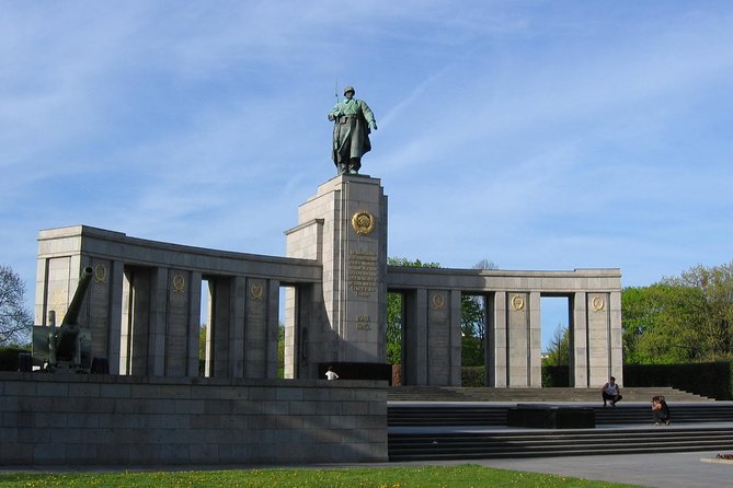 Tours & Sightseeing in English of Berlin, Potsdam and Sachsenhausen - Tour Options and Flexibility