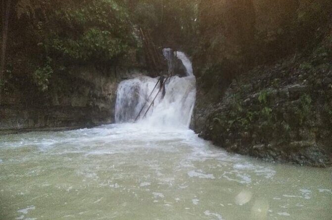 Tours to Tyroleza Waterfalls and Monkeys 3 Tours in One - FAQ