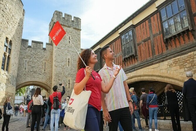 Tower of London Guided Tour with Beefeater Meet & Crown Jewels - Value for Money