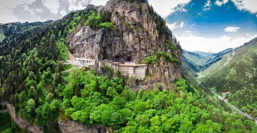 Trabzon: Sümela Monastery, Cave, and Hamsiköy Daily Tour - The Itinerary: What to Expect at Each Stop