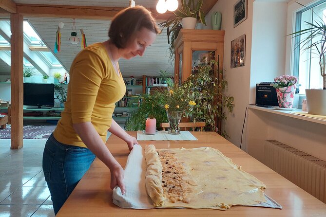 Traditional Alpine and Austrian Cooking Class in Rankweil - Key Points