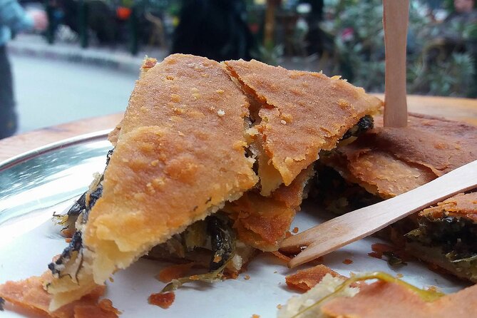 Traditional breakfast in markets with olive oil and honey tasting - Practical Details and Tips for Travelers