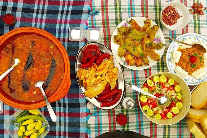 Traditional cooking class at home - Key Points