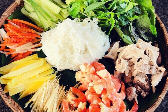 Traditional Cooking Class with Market Tour in Ho Chi Minh - Key Points