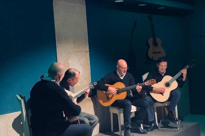 Traditional Fado Show at São Bento Station and Port Wine - What to Expect During the Show