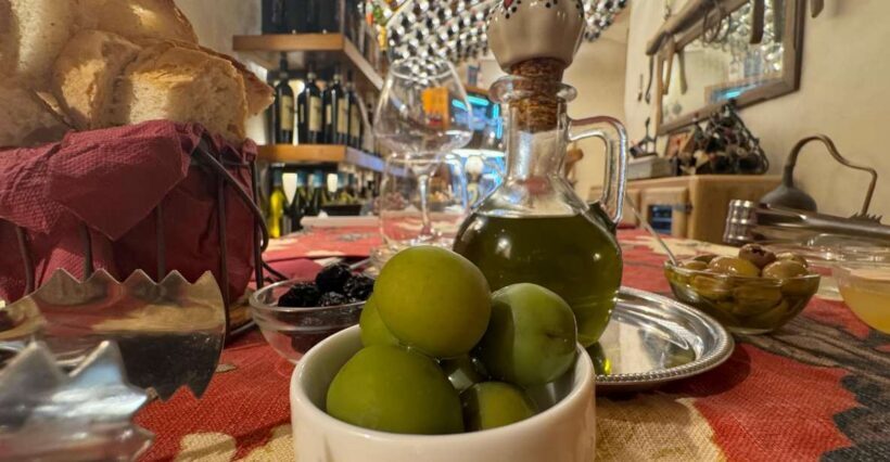 Traditional Food Tasting with Wine Pairing in Trastevere - The Value: What Does $83.83 Get You?