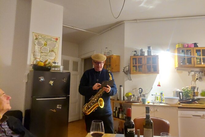 Traditional German Dinner with Live Sax Performance in Berlin - FAQ