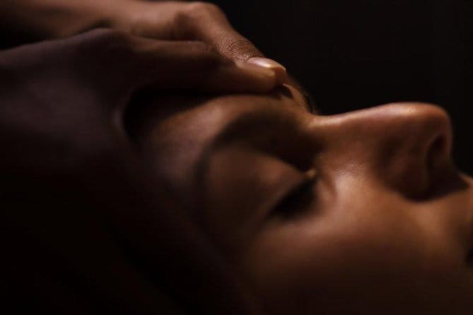 Traditional Head, Back & Shoulder Massage in Siem Reap - Key Points