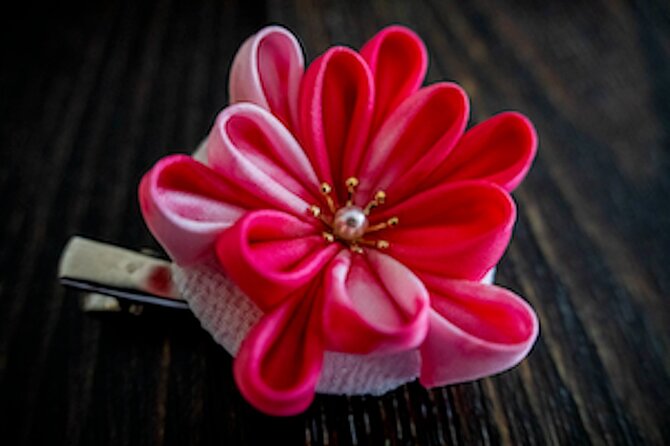 Traditional Japanese Fabric Flower-Making Tsumami Zaiku Class - Included Materials
