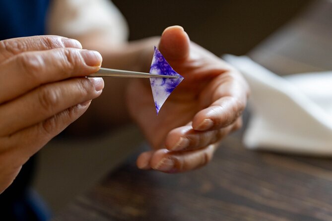 Traditional Japanese Fabric Flower-Making Tsumami Zaiku Class - What to Expect