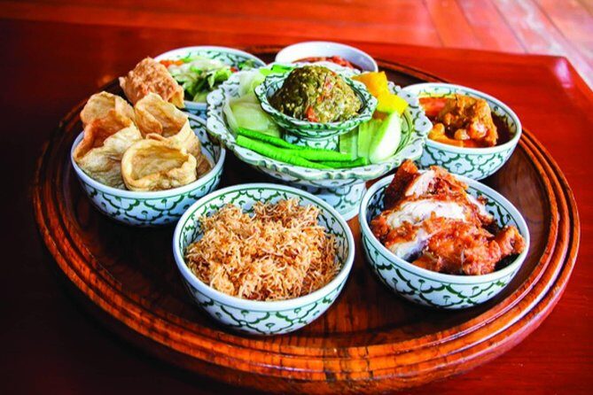 Traditional Khum Khantoke Dinner from Chiang Mai with Cultural Dance Show - An Honest Look at the Experience