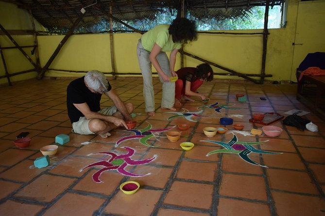 Traditional Kolam Class in Pondicherry - The Materials and Group Size