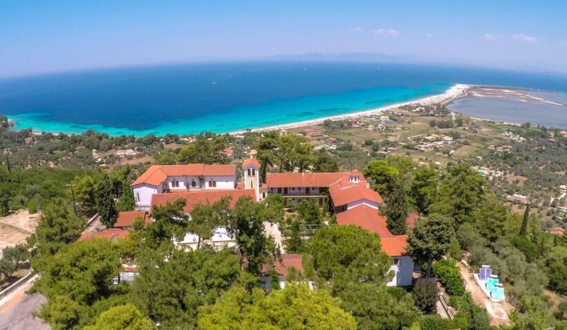 Traditional Lefkada - The Castle of Agia Mavra