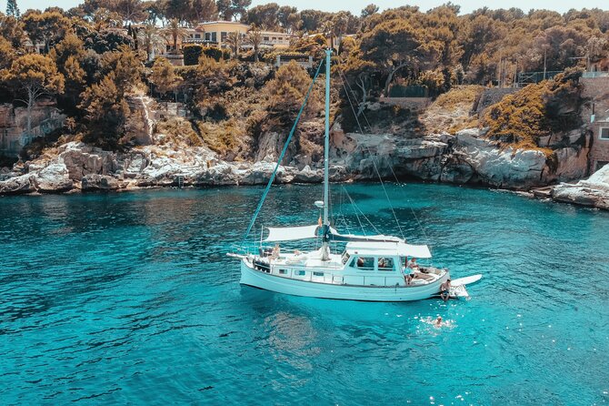 Traditional Mallorquin Llaut Cruise with Tapas and Drinks - An Authentic Mallorca Experience on a Traditional Llaut