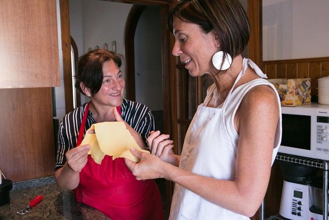 Traditional Tuscan Cooking Class in Florence - Hands-On Pasta and Pizza Making