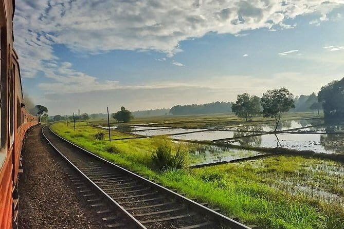Train from Colombo/ Airport to Habarana/Sigiriya - Introduction