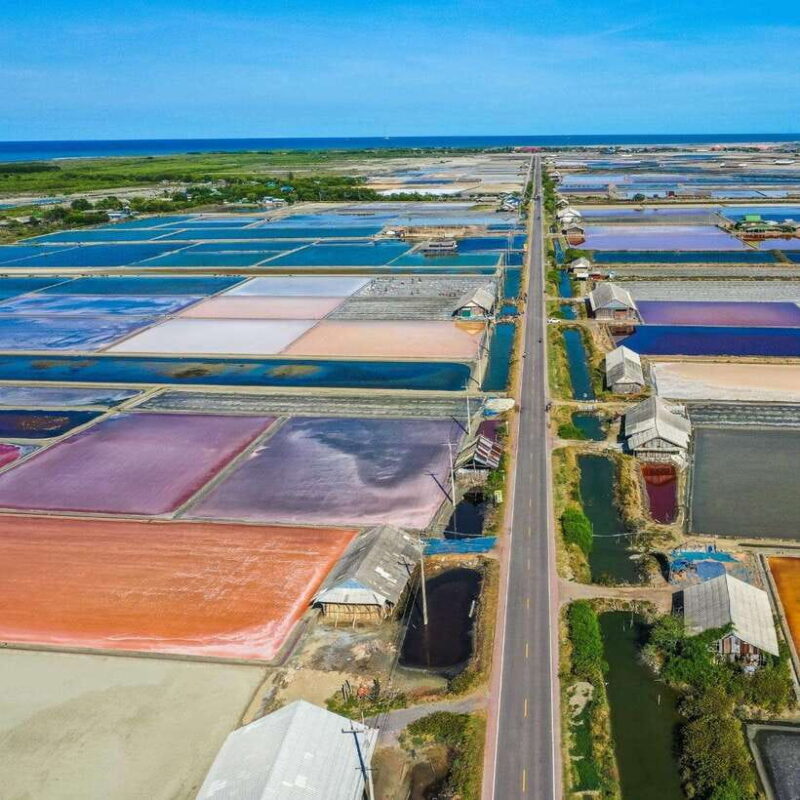 Train Market, Floating Market, and Salt Lake Tour by driver - Key Points