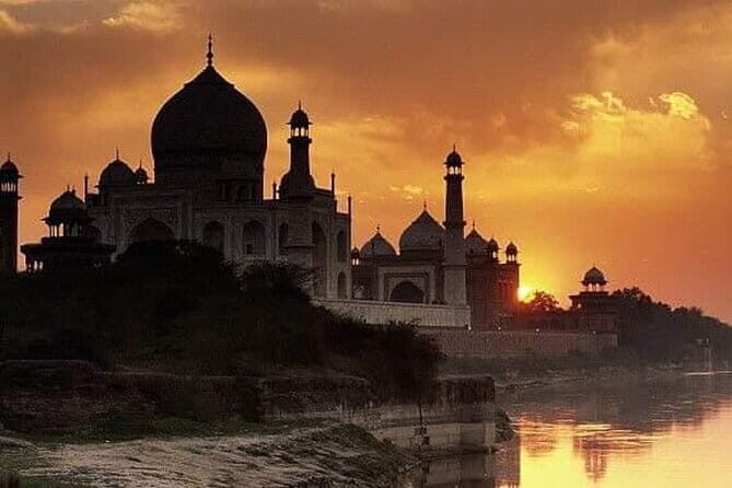 Train Station to Train station Gatimaan Express Tour Agra - An In-Depth Look at the Tour Experience