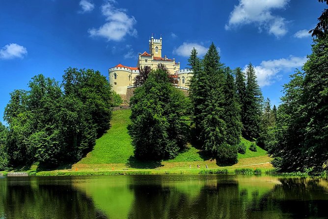 Trakoan Castle & Varadin - Private tour from Zagreb - Transportation and Practicalities