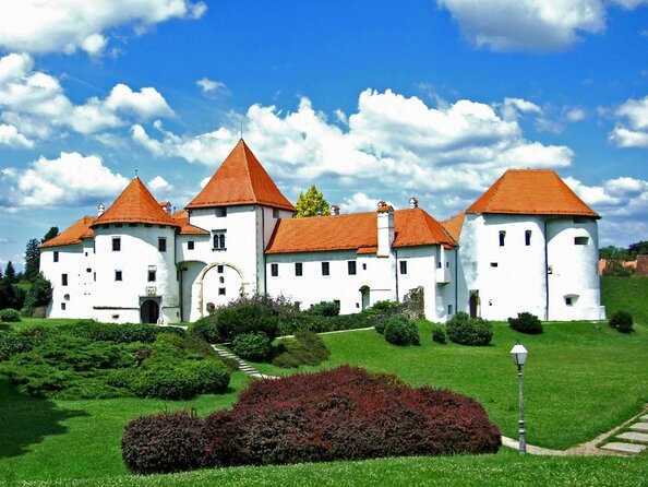Trakoscan Castle and Varazdin Private Tour - In-Depth Review of the Trakoscan Castle and Varazdin Tour