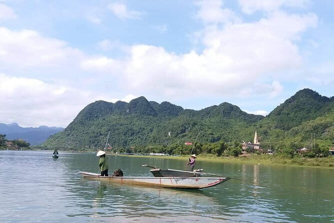 Trang An boat trip - Bai Dinh pagoda day Trip - The Itinerary: What You Can Expect