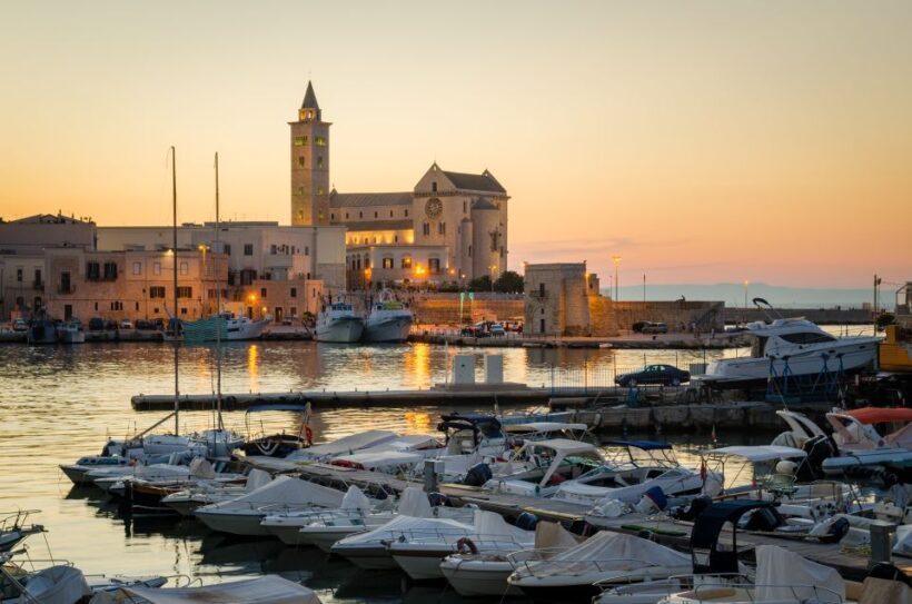 Trani: Private Guided City Tour - Starting at the Swabian Castle: A Fortress with Stories