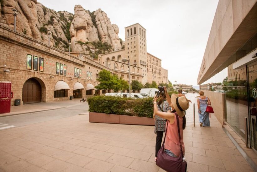 Trans Montserrat: Return Ticket and Audiovisual Exhibit - The Sum Up: Who’s the Trans Montserrat Tour Best For?