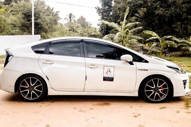 Transfer between Colombo Airport (CMB) and Boulder Gardens, Kalawana - Introduction: The Practicality of a Hassle-Free Arrival