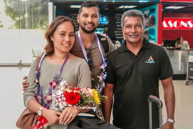 Transfer between Colombo Airport (CMB) and Star Light Hotel, Unawatuna - A Deep Dive into the Experience