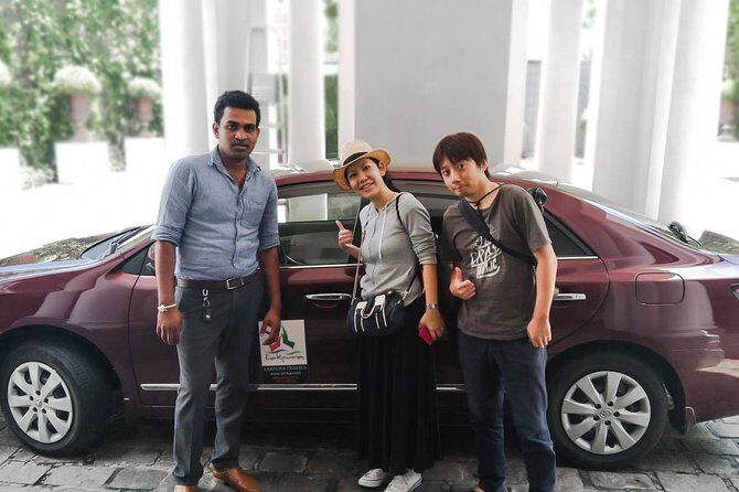 Transfer between Colombo Airport (CMB) and Weligama Bay Resort , Weligama - Authenticity and Practicality in Sri Lankan Transport