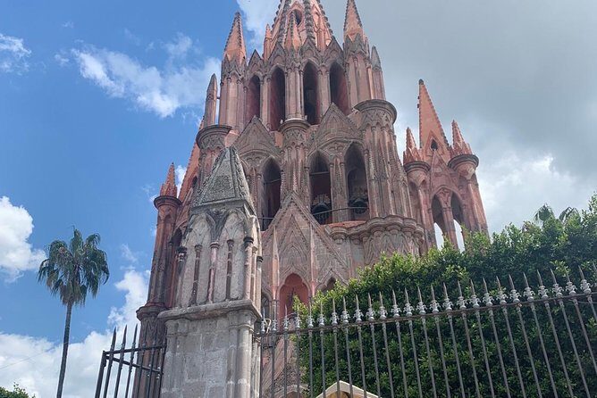 Transfer between San Miguel de Allende and BJX airport - The Details of the Transfer Experience