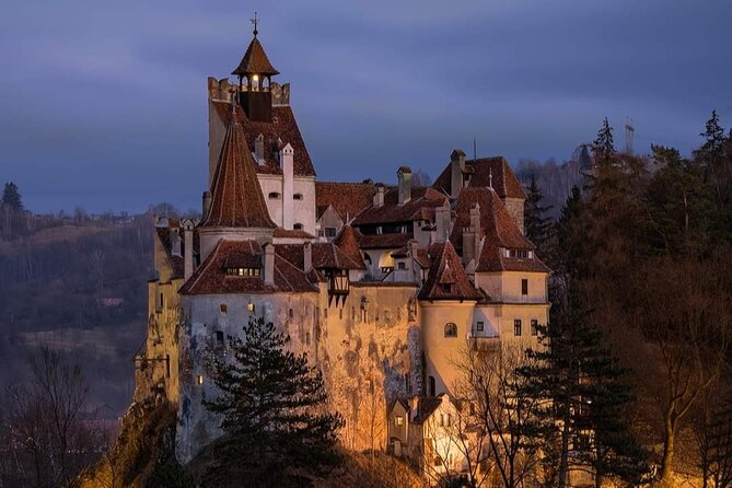 Transfer Bucharest -Brasov with Targoviste and Bran Castle visits - The Spectacle of Bran Castle