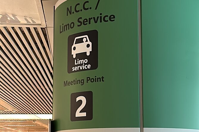 Transfer Fiumicino Airport - Central Rome or Central Rome - FCO - Meeting and Pickup